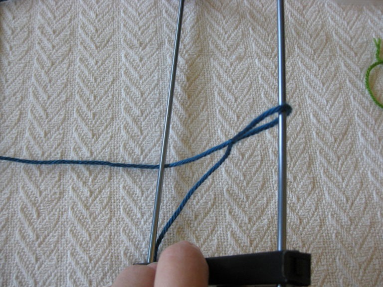 How to Make Hairpin Lace - Make and Join Hairpin Lace - Kickin Crochet