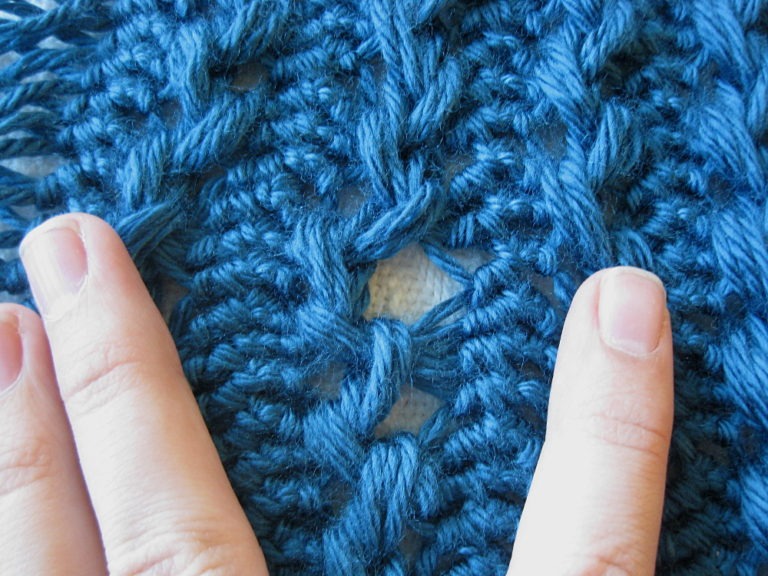 How to Make Hairpin Lace - Make and Join Hairpin Lace - Kickin Crochet